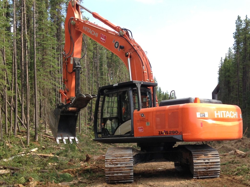 Forestry Excavator Services Kelowna BC - AG Appel Enterprises Ltd